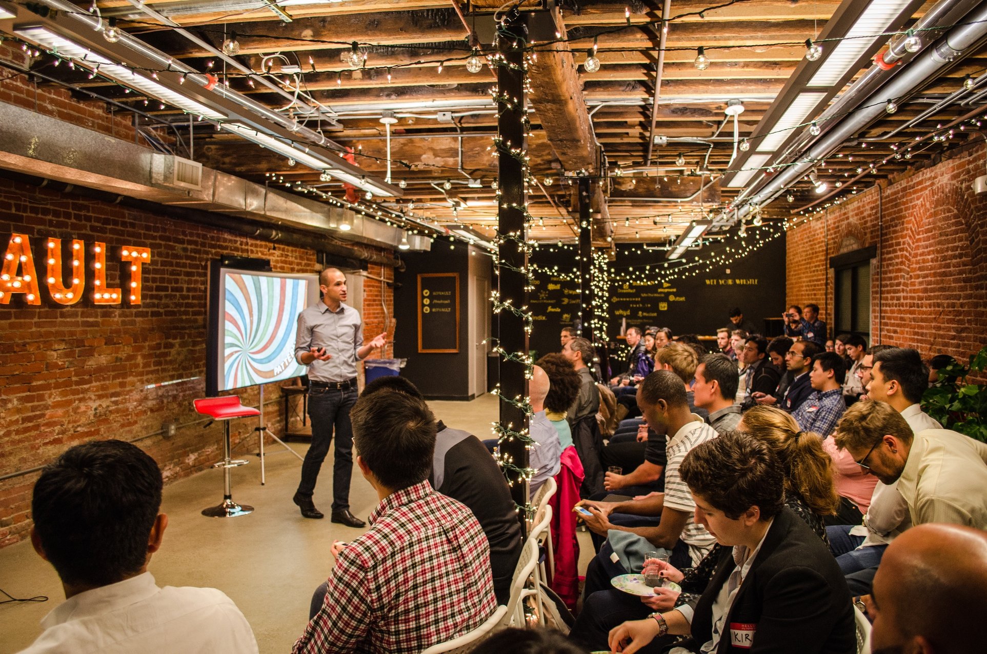 Industry Insights: 10 Stunning Coworking Spaces